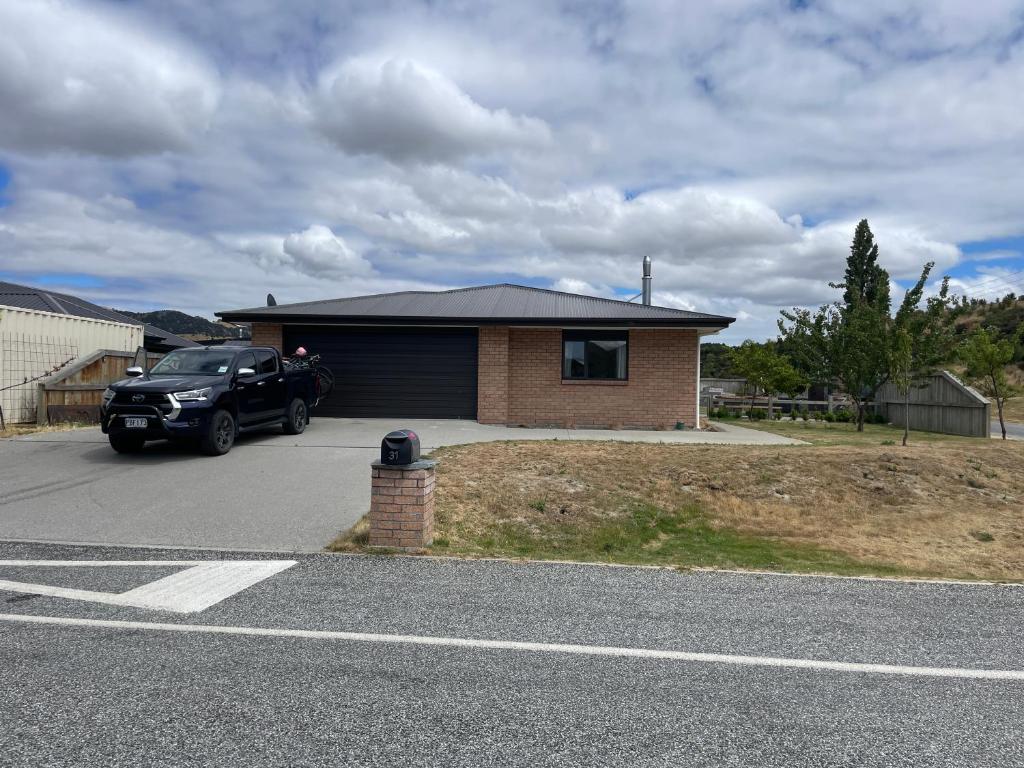 Family Home in Luggate, Luggate (updated prices 2025)