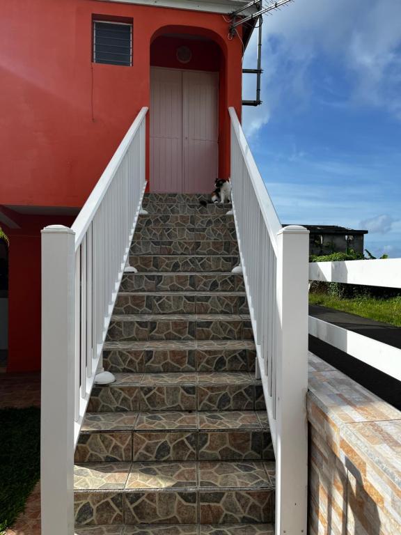 Charmante F2 avec piscine, Capesterre-Belle-Eau (updated prices 2025)