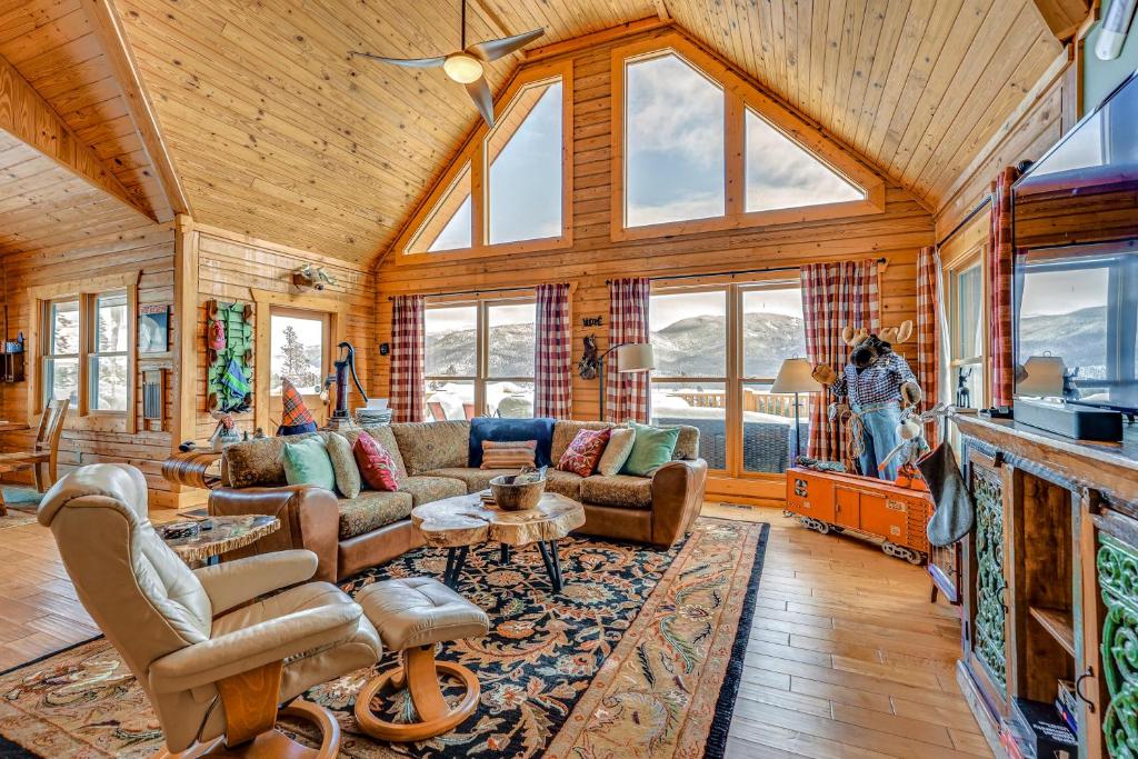 Private Hot Tub Mtn-View Grand Lake Cabin!, Grand Lake (updated prices ...