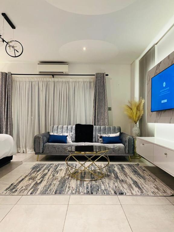 The Signature Apartments, Accra (updated prices 2026)