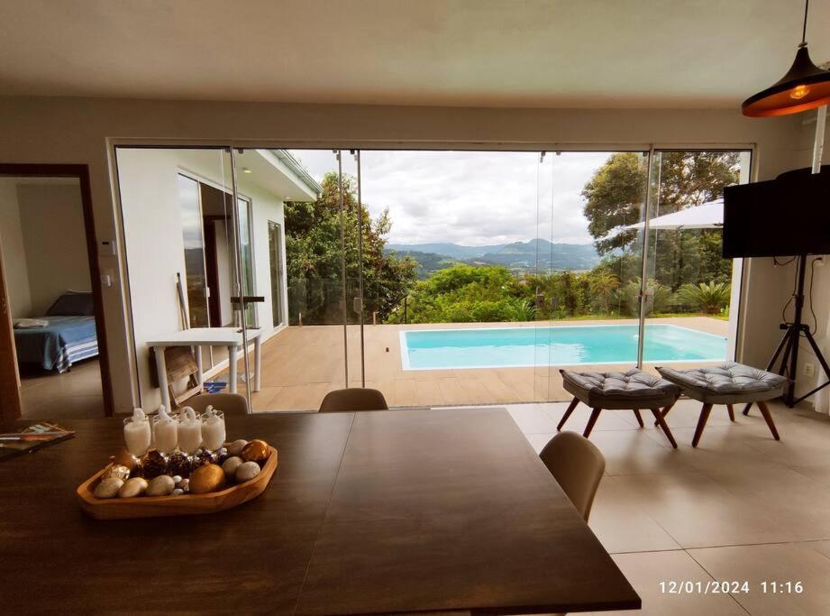 Quiosque com piscina e vista, Encantado – Precios actualizados 2024