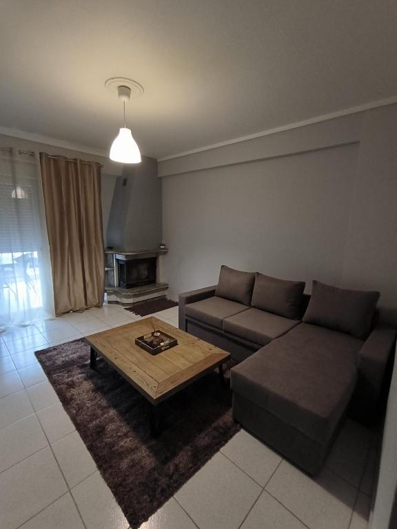 FOE HOUSE, Thessaloniki (updated prices 2026)