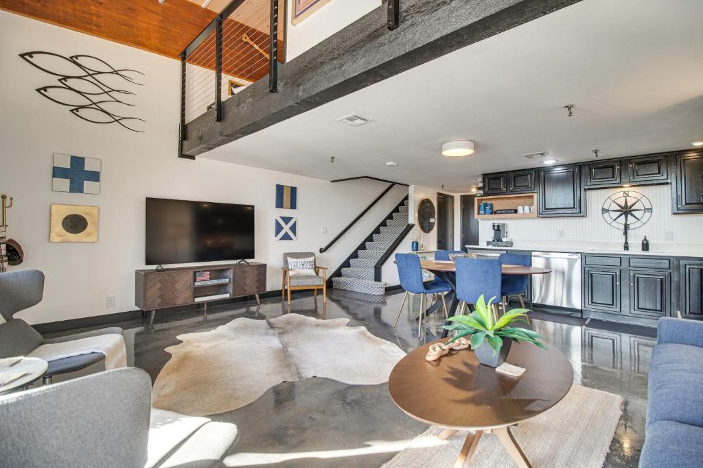 Walk to Grand Lake Modern Monkey Island Condo, Afton (updated prices 2025)