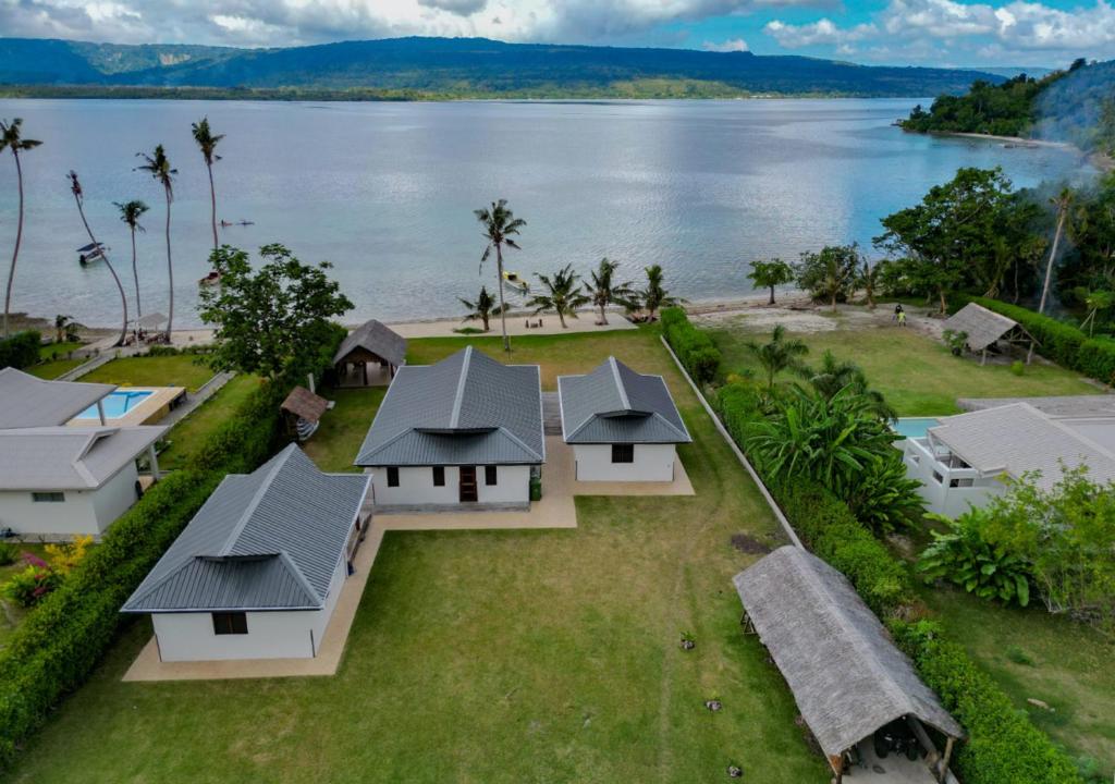 Emotu Bay Lodge, Moso Island (updated prices 2025)