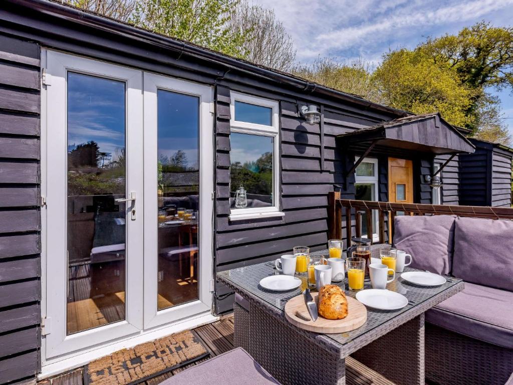 5 bed in Pett Level 72495, Pett (updated prices 2025)