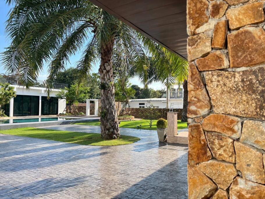 Arom Pool Villa Pattaya 2, Na Jomtien (updated prices 2025)