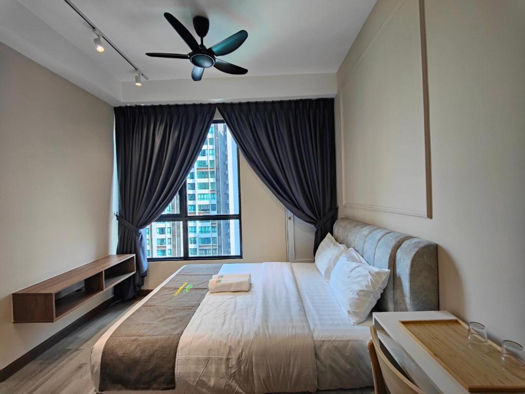 Cubic Botanical Suites Bangsar South by HomeBrickz, Kuala Lumpur ...