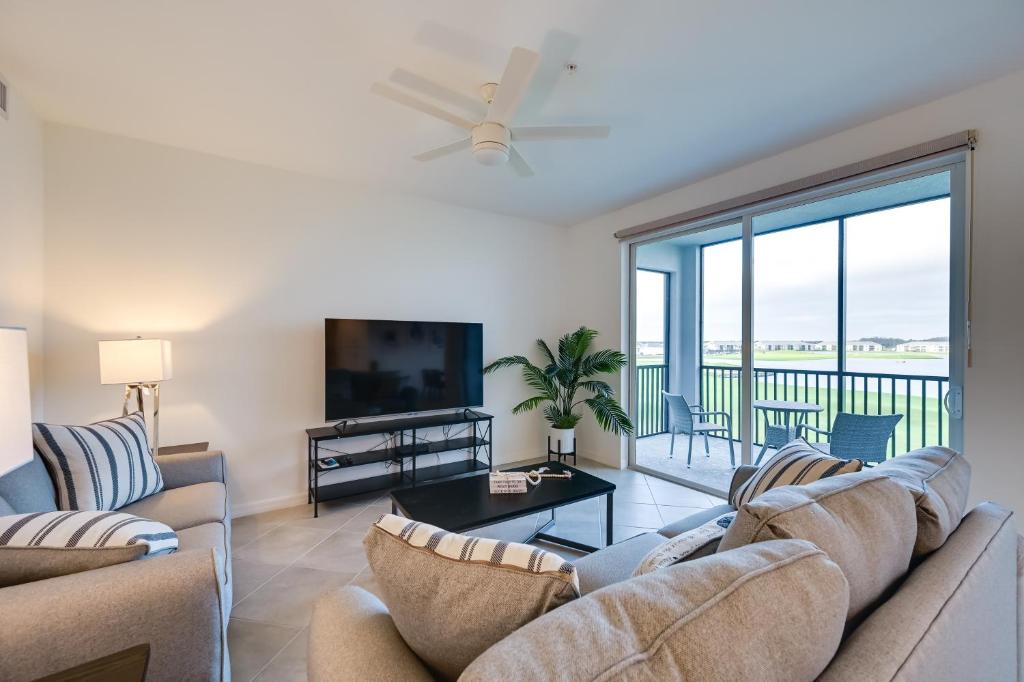 Maria Condo with Community Pool Access, Harker (updated prices 2026)