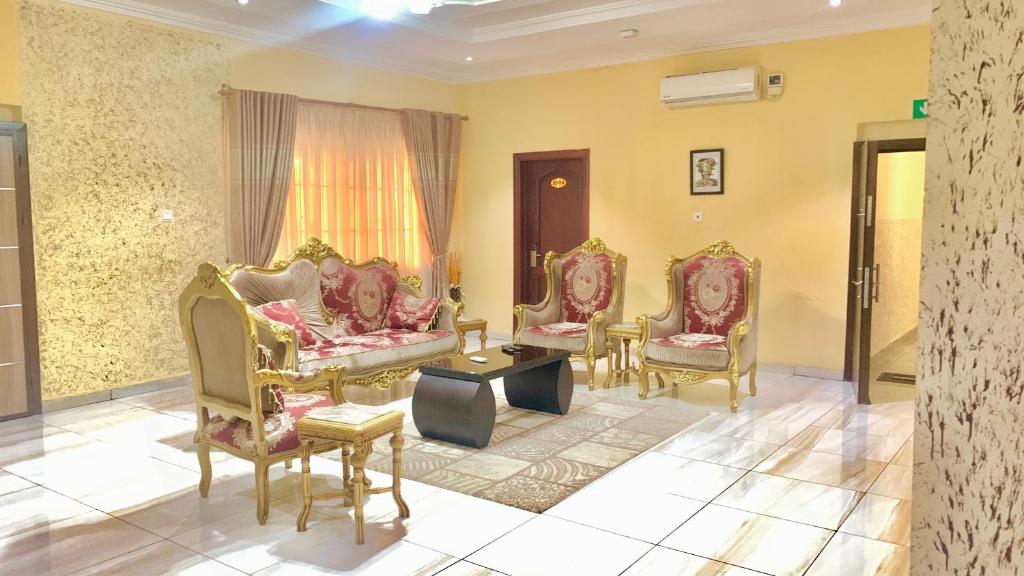 Royals 2 bedrooms Luxury, Accra (updated prices 2026)