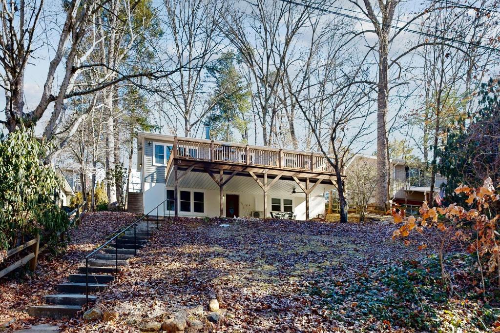 Camak Guesthouse - Lower Unit, Lake Junaluska (updated prices 2026)