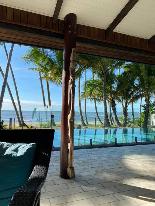 BALA Beach House on ABSOLUTE Beachfront, Newell Beach (updated prices 2026)