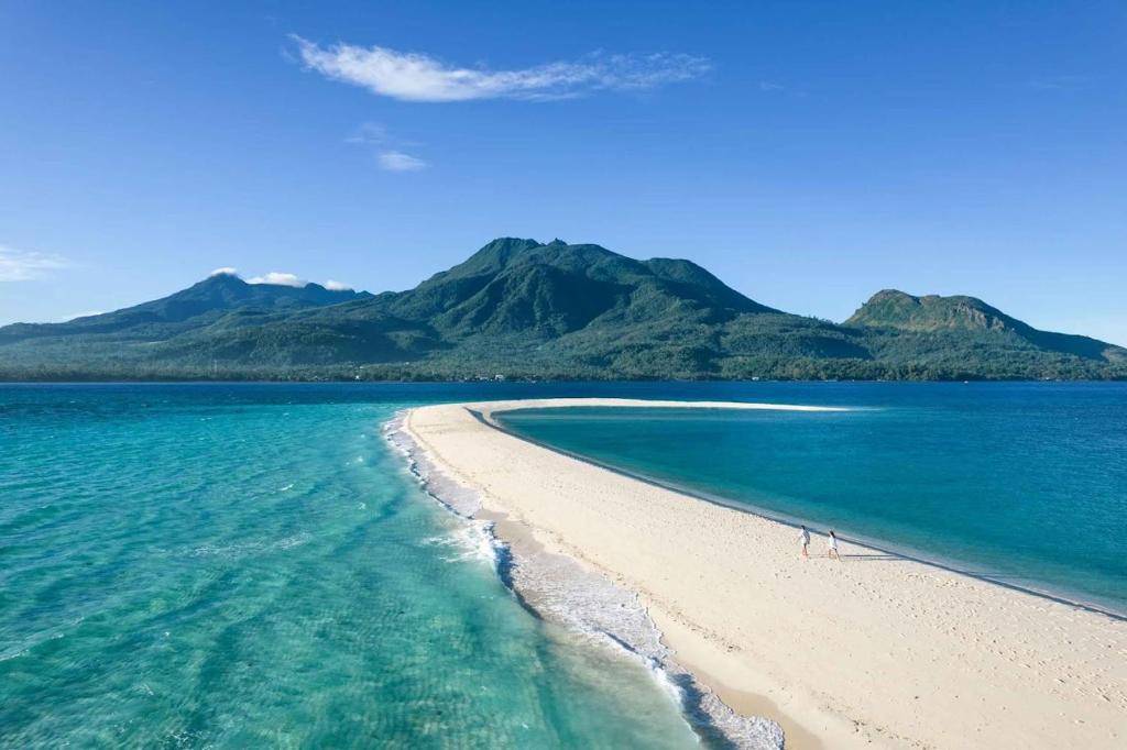 Explore the Philippines