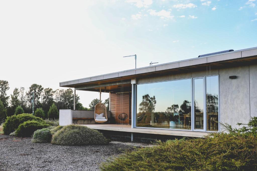 Luxury Retreat at Barham Avocados, Barham – Updated 2024 Prices