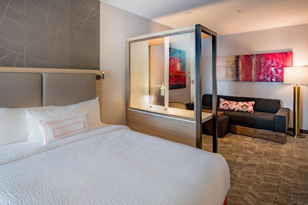 SpringHill Suites Dallas Central Expressway, Dallas (updated prices 2025)