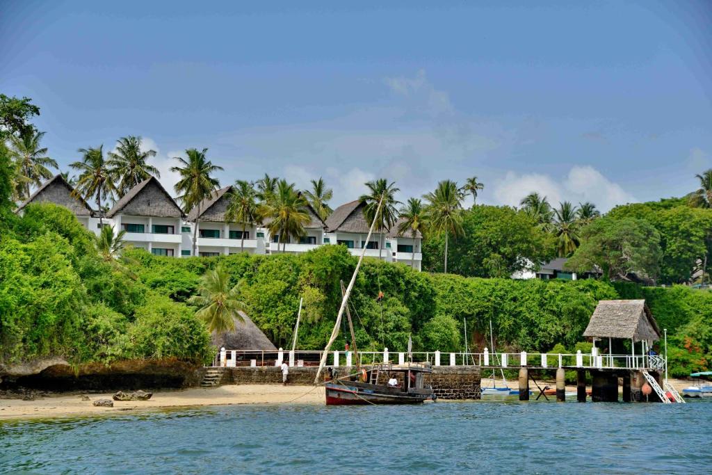 Mnarani Beach Club, Kilifi (updated prices 2026)