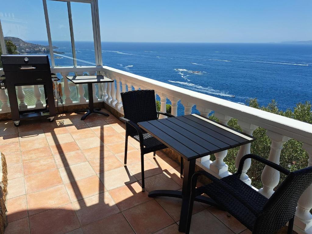 Apartment mit großer Terrasse und fantastischem Blick über den Golf von ...