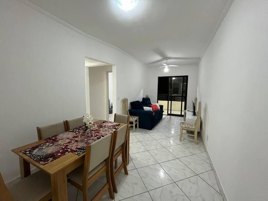 RS620 Carnaval Apto na Aviação frente praia!, Praia Grande (updated ...