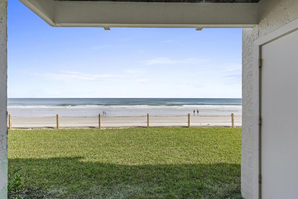 Colony Beach Club 125, New Smyrna Beach – Updated 2024 Prices