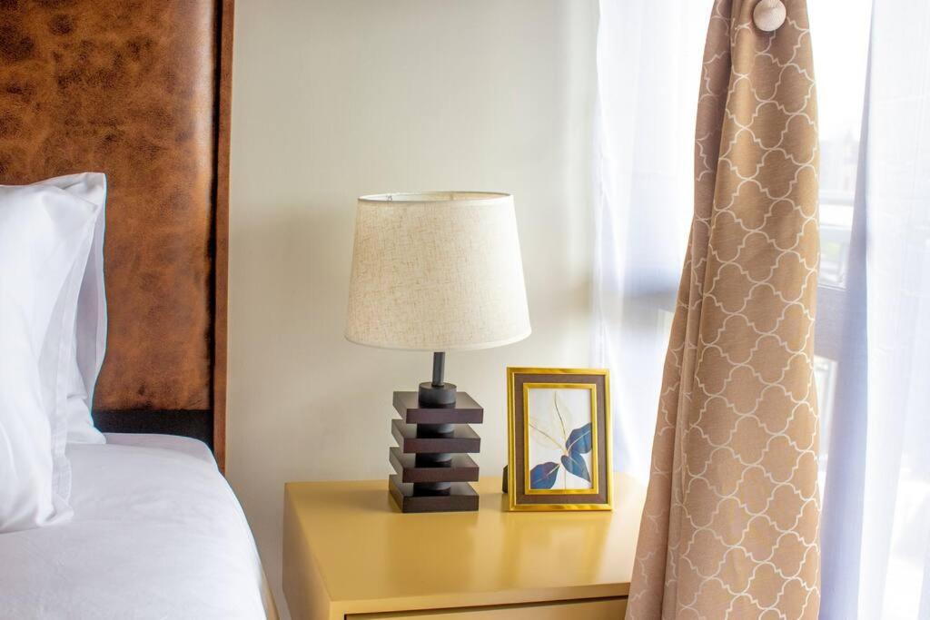 9 Elizabeth Place - Beautiful self catering 1 bedroom Apartment Unit ...