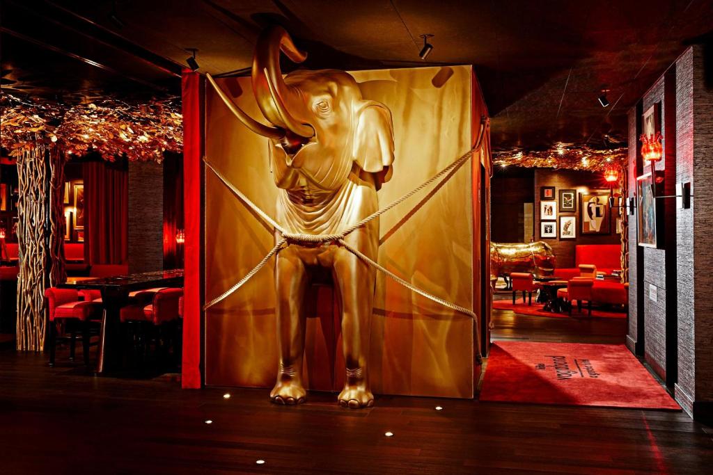 The Vagabond Club, a Tribute Portfolio Hotel Singapore, Singapore ...
