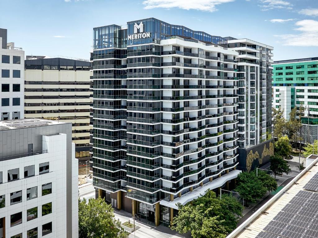 Meriton Suites Canberra, Canberra (updated prices 2025)