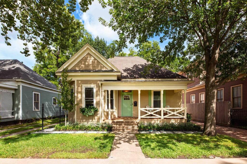 The Lou Lou Retreat, Houston (updated prices 2026)