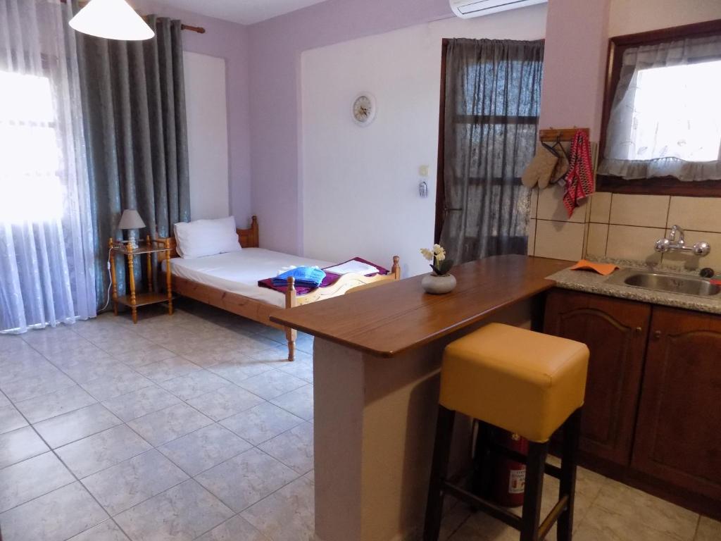 FANIS ROOMS, Kokkino Nero (updated prices 2024)