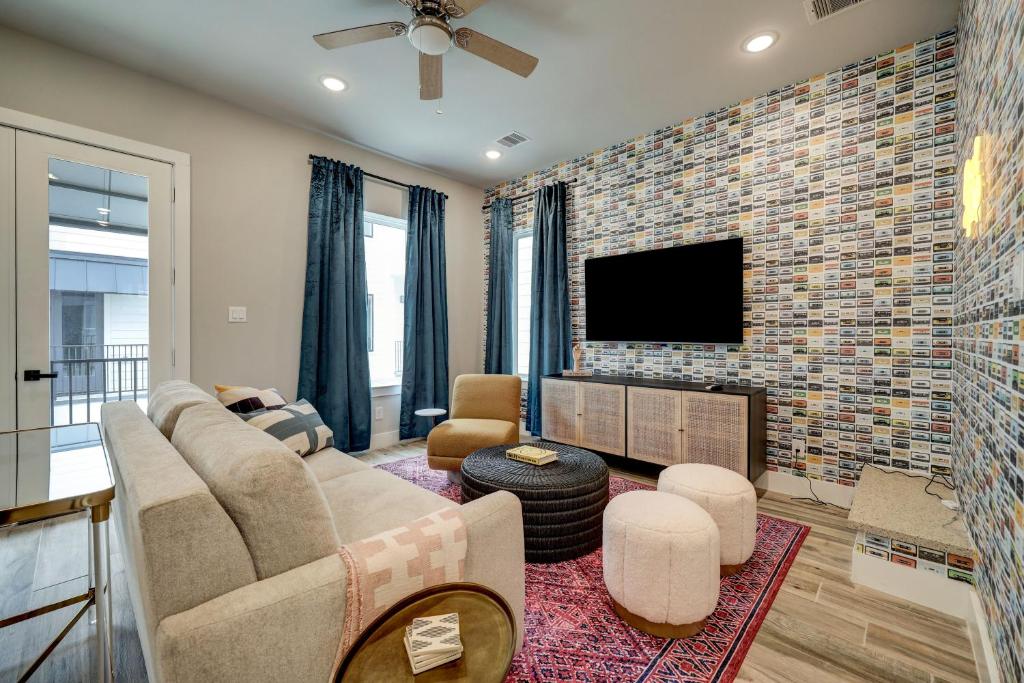 Hip Heights Home, 4bd, Location, Houston (updated prices 2026)