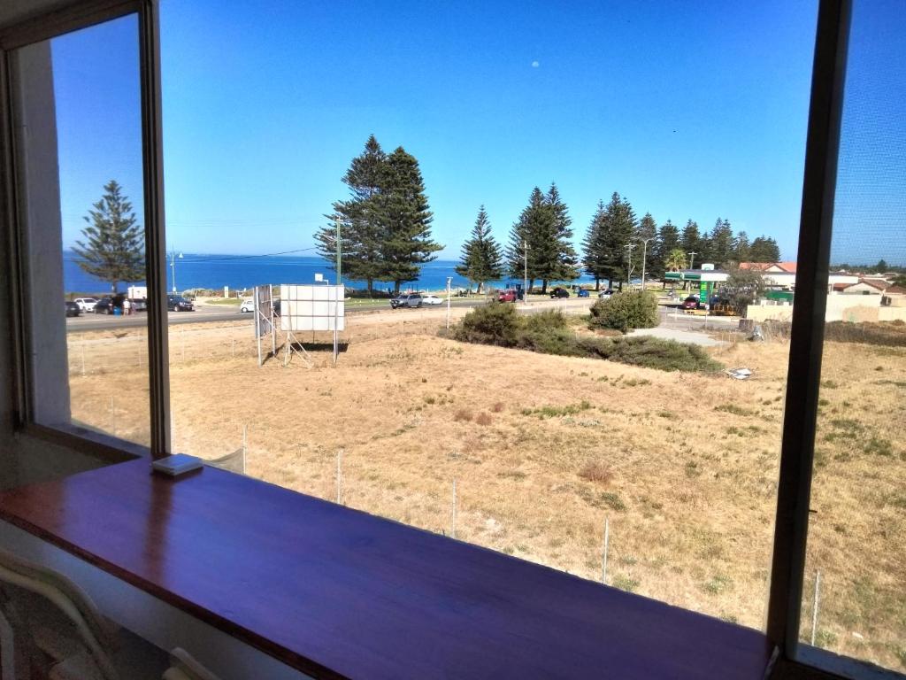 Surfside Sunset, Safety Bay – Updated 2024 Prices