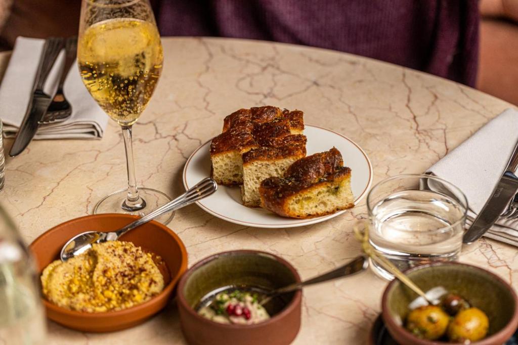 Ellery Beach House, Lidingö (updated prices 2025)