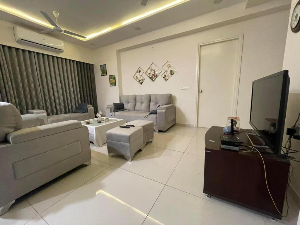 3 Bhk Fully Furnished Apartment Max 3 Days Stay - 