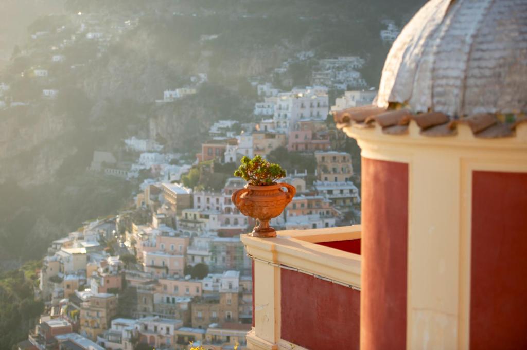 Aria di Mare,near elevator, few steps, parking, garden, Positano ...
