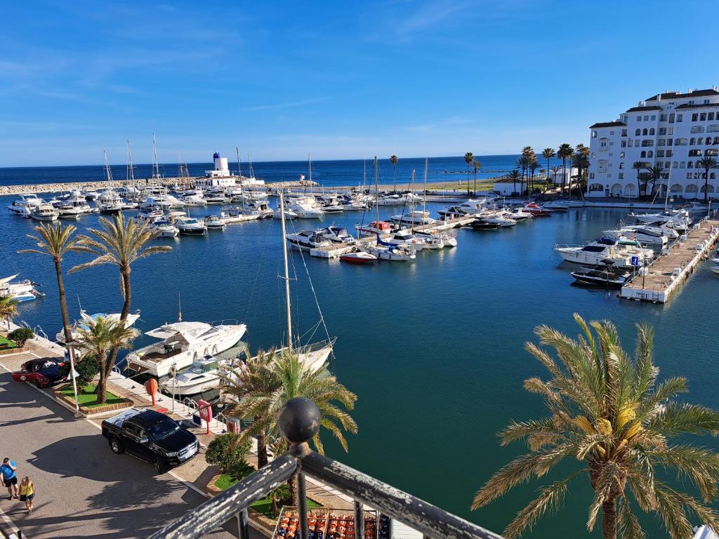 Superb Seaview Apartment Duquesa Port, Manilva (updated prices 2025)
