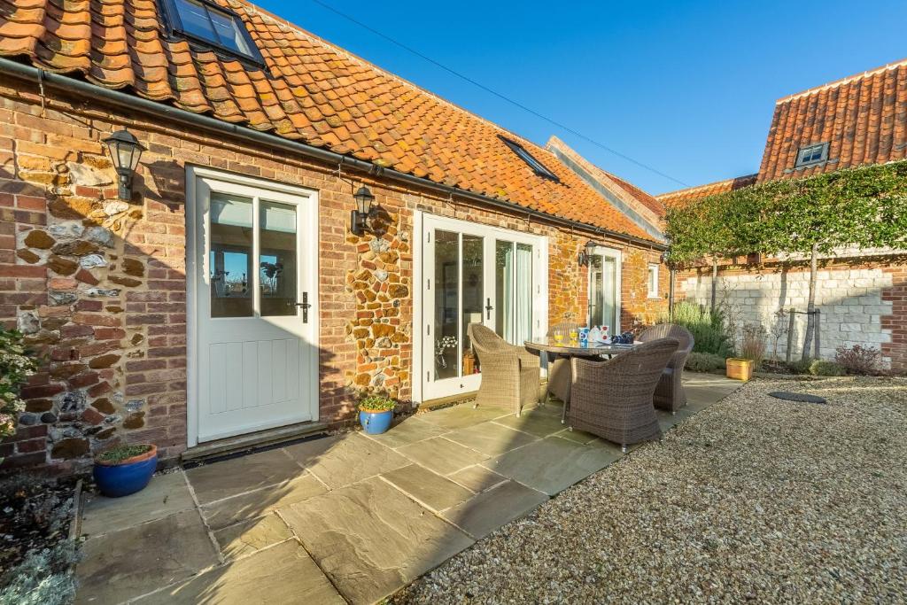The Little Barn 2, Ringstead (updated prices 2026)