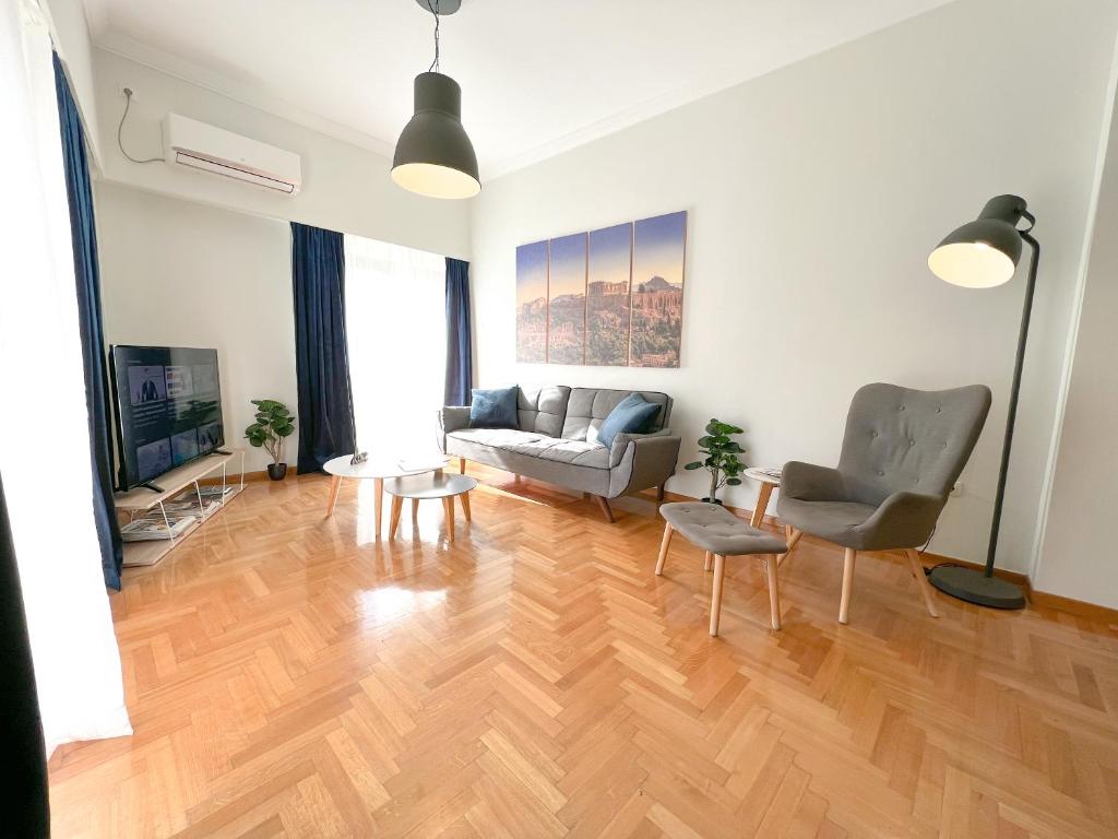 3 Bedroom Apartment Athens - Koukaki, Athens (updated prices 2025)