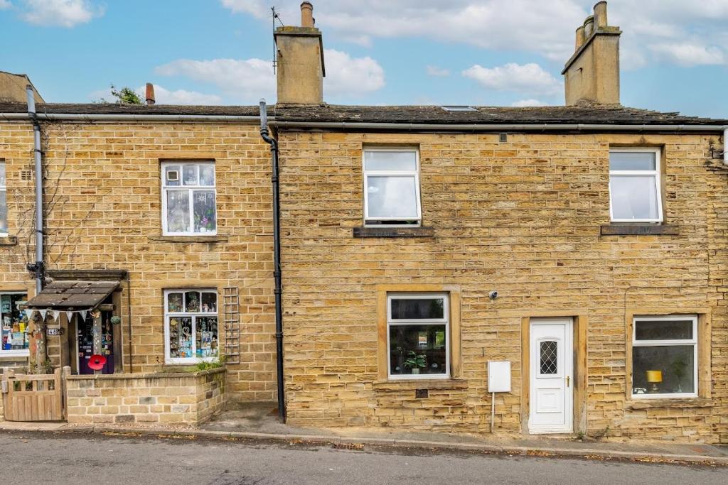 Countryside Getaway, Clayton West (updated prices 2025)