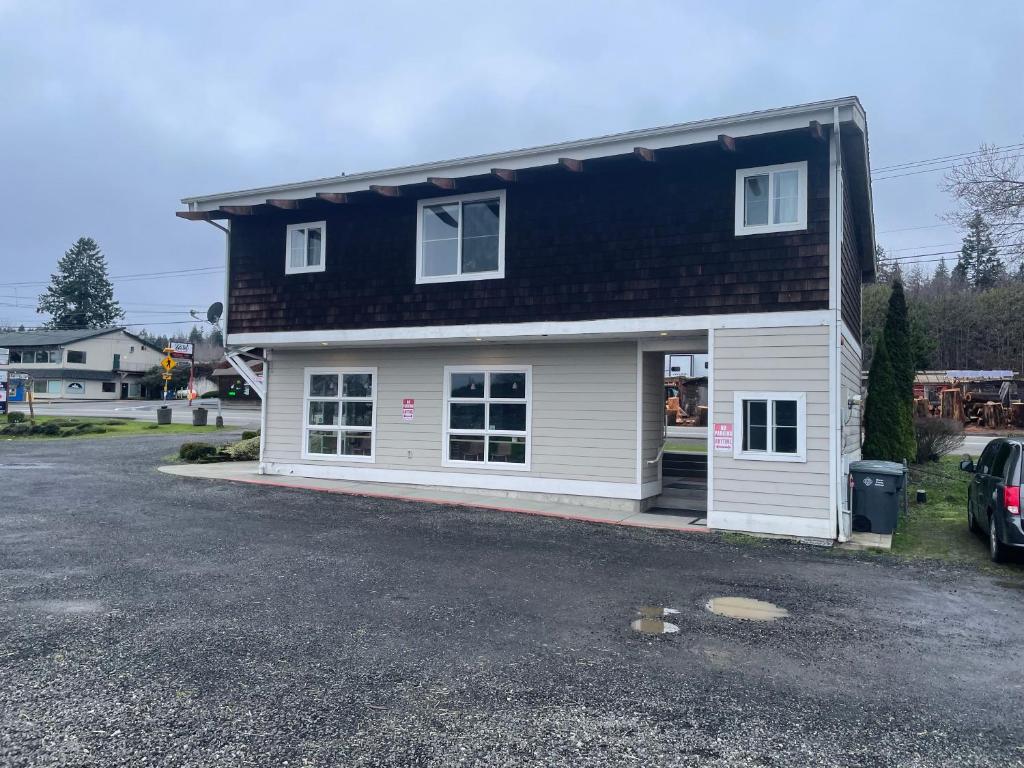 Oceanfront Allyn Apartment, Allyn (updated prices 2026)