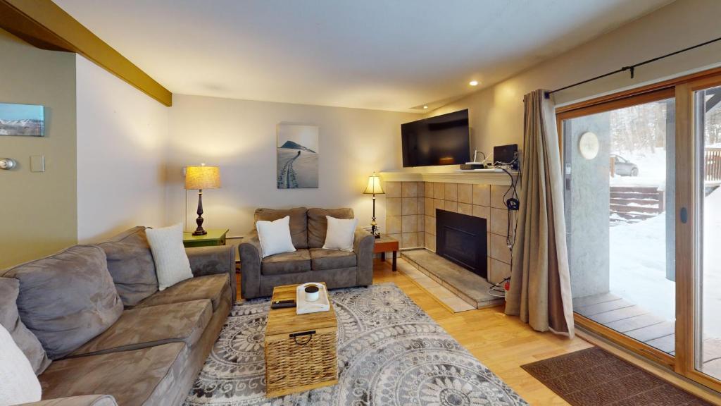 Gateway Comfort - 2 BR Rustic Condo in Mendon, Mendon (updated prices 2024)