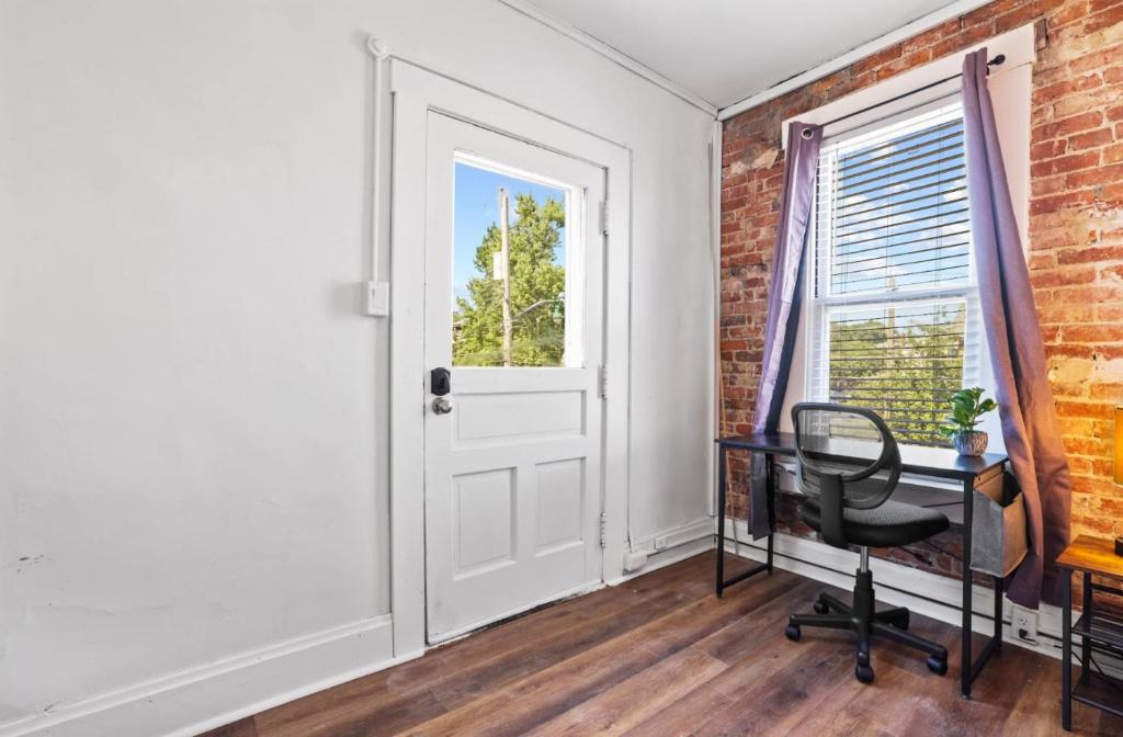 Housepitality - City View Loft - German Village, Columbus – Updated ...