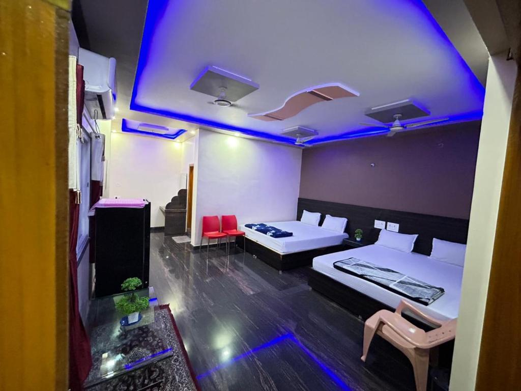 SAMRAT HOME STAY, Hampi (updated prices 2026)