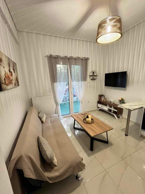 Elegant & Modern Apartment near to Athens Riviera, Piraeus (updated prices 2025)