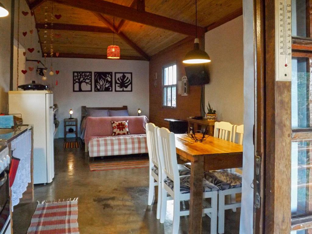 Chalé rústico na natureza de SFX, São Francisco Xavier (preços ...