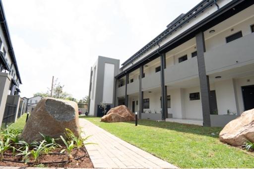 Fourways Oasis, Sandton (updated prices 2026)