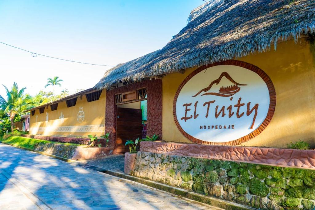 El Tuity, Lamas (updated prices 2025)