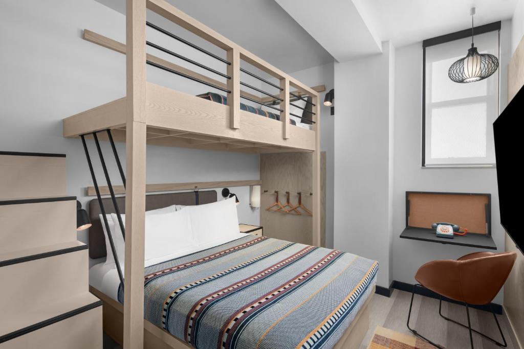 Moxy Houston Downtown, Houston (updated prices 2025)