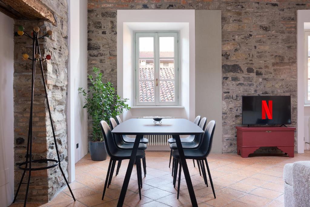 [Vista Duomo] Cuore di Como, Como (precios actualizados 2025)