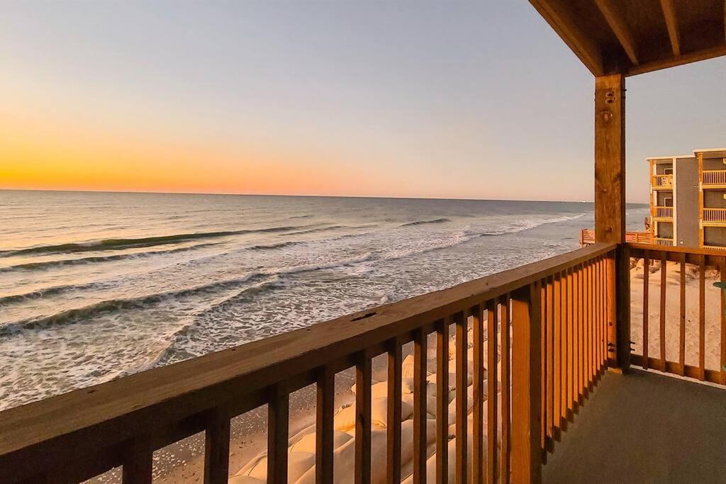 Oceanfront: Beach, Sand and Views at Coral Reef!, North Topsail Beach ...