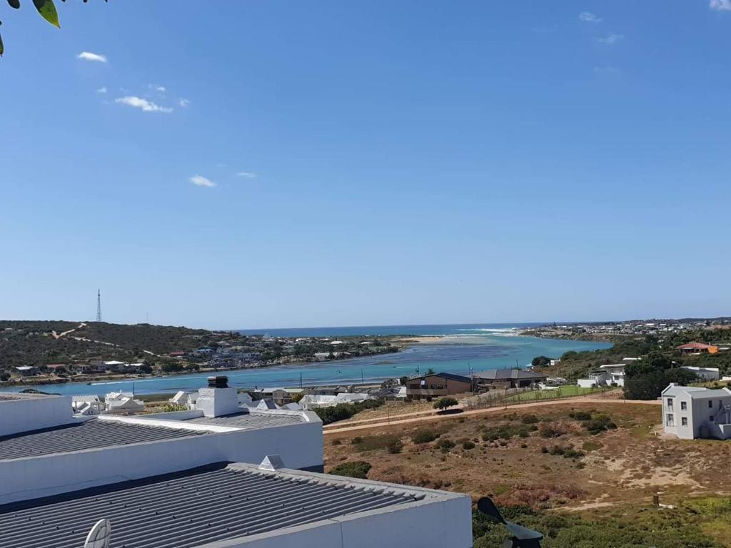 Blombos 10, Stilbaai (updated prices 2026)