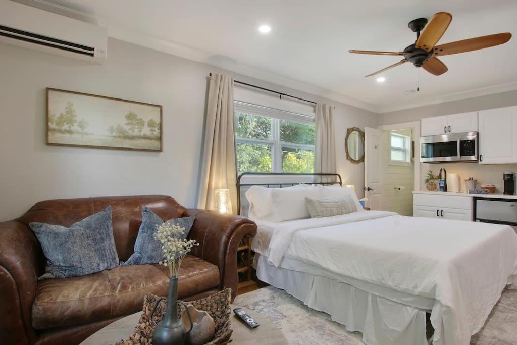 Cozy Studio Downtown WPB -Unit C, West Palm Beach (updated prices 2024)