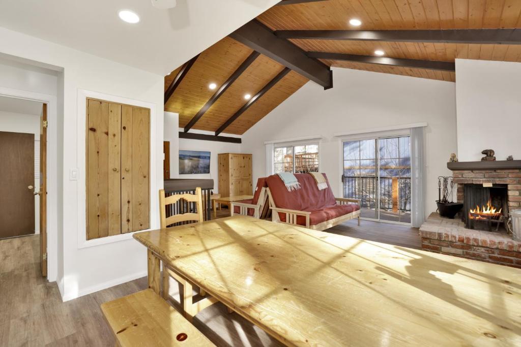 2358- Oso Grande cabin, Big Bear Lake – Tarifs 2024